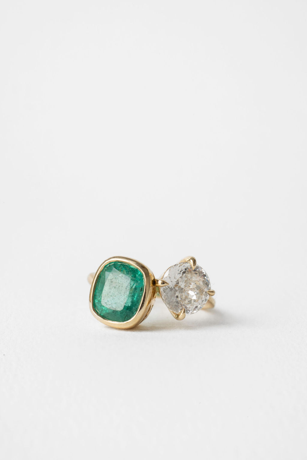 Vienna || Emerald & portugese toi et moi – June Rings