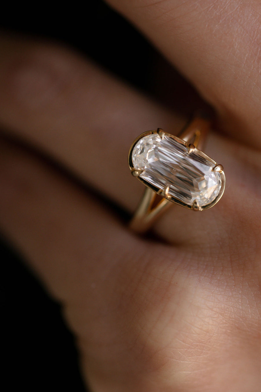 Mesa || 3.70 ct scissor cut cushion – June Rings