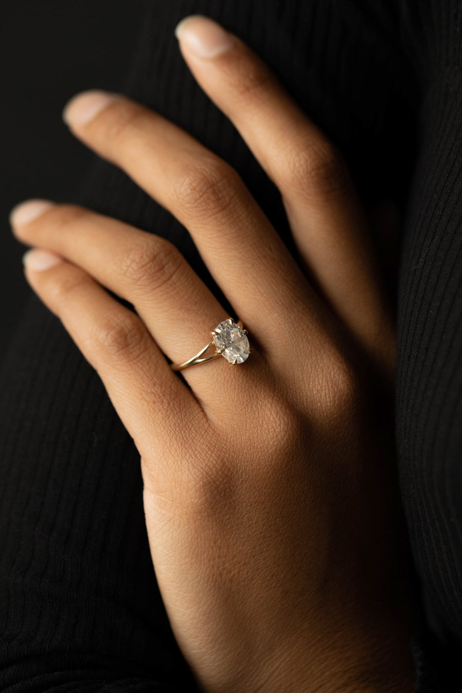 Laurel || Oval – June Rings