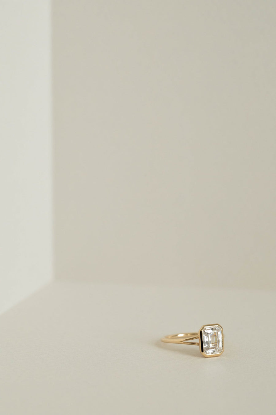 Fleur || Emerald – June Rings