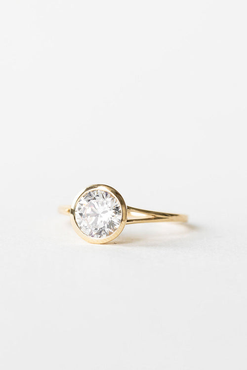 Fleur || Round – June Rings
